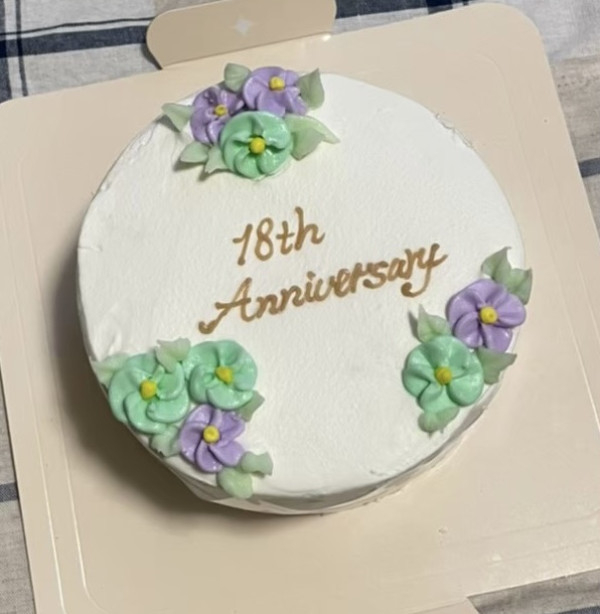 お花の色が選べる！エレガントセンイルケーキ♪ 4号（Rstyle） | Cake.jp